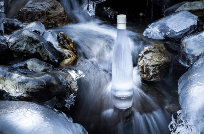 Top 7 French Mineral Water Brands that You Can Buy at Grocery Store ...